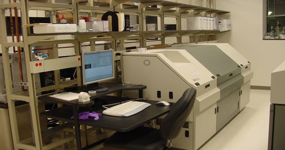 Proteomics Core Laboratory | Microbiome Center | The University of Chicago